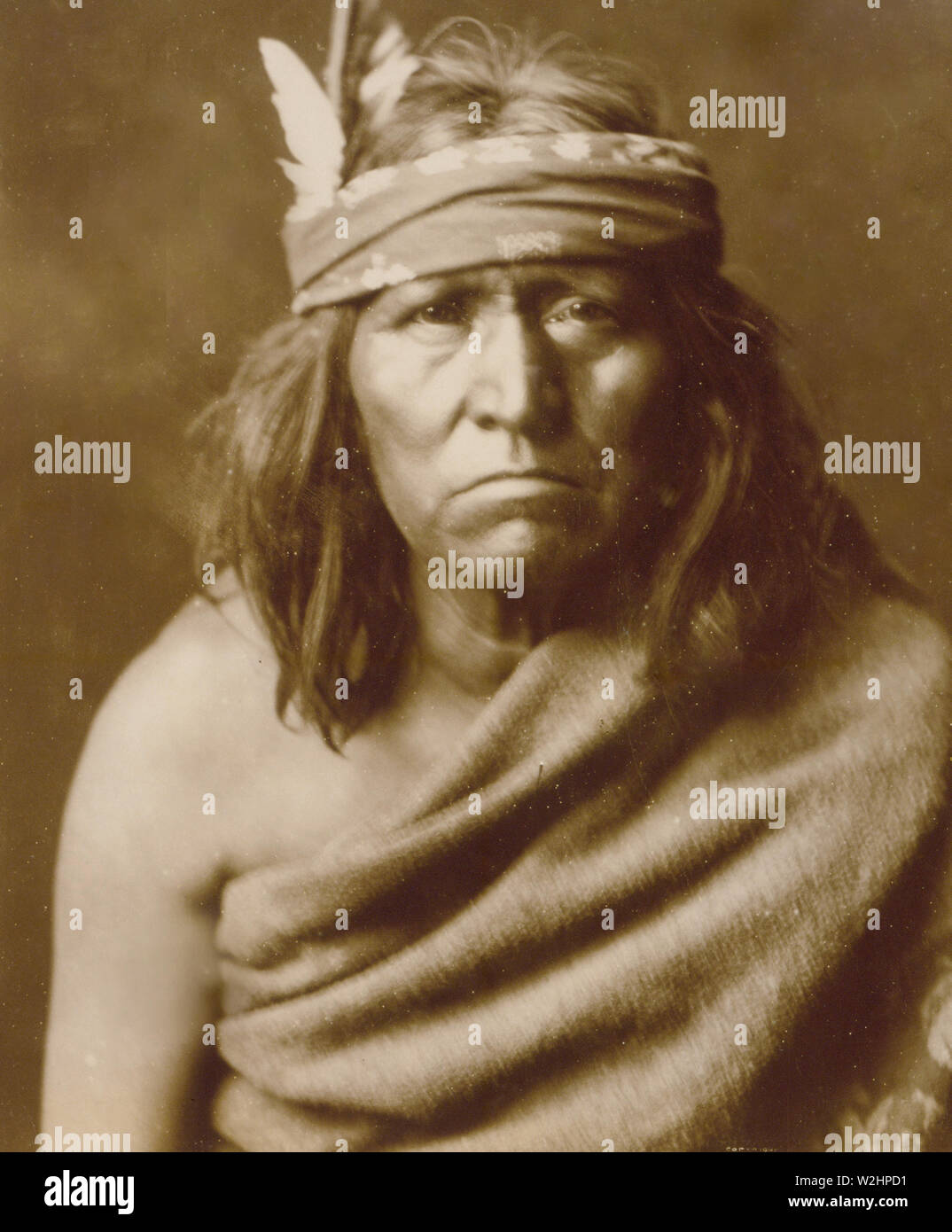 Apache indian hi-res stock photography and images - Alamy