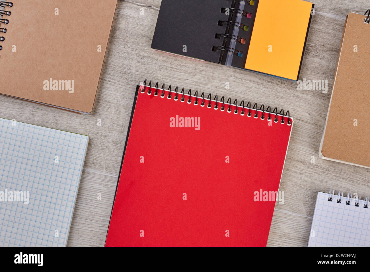 Notebooks and stationary hi-res stock photography and images - Alamy