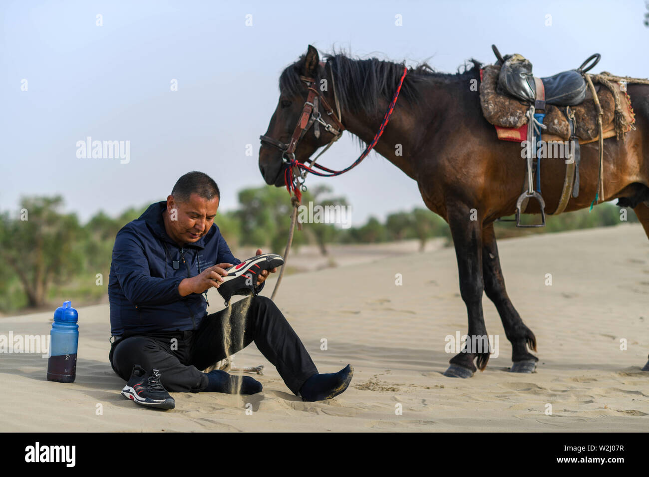 Wriggling out hi-res stock photography and images - Alamy