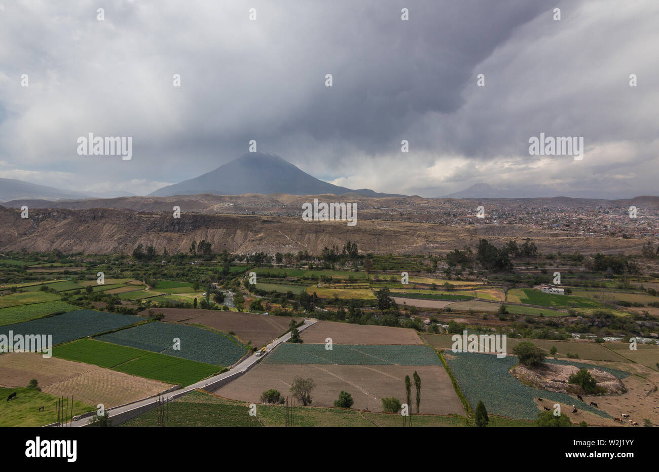 View of the Misti volcano in Arequipa Stock Photo - Alamy