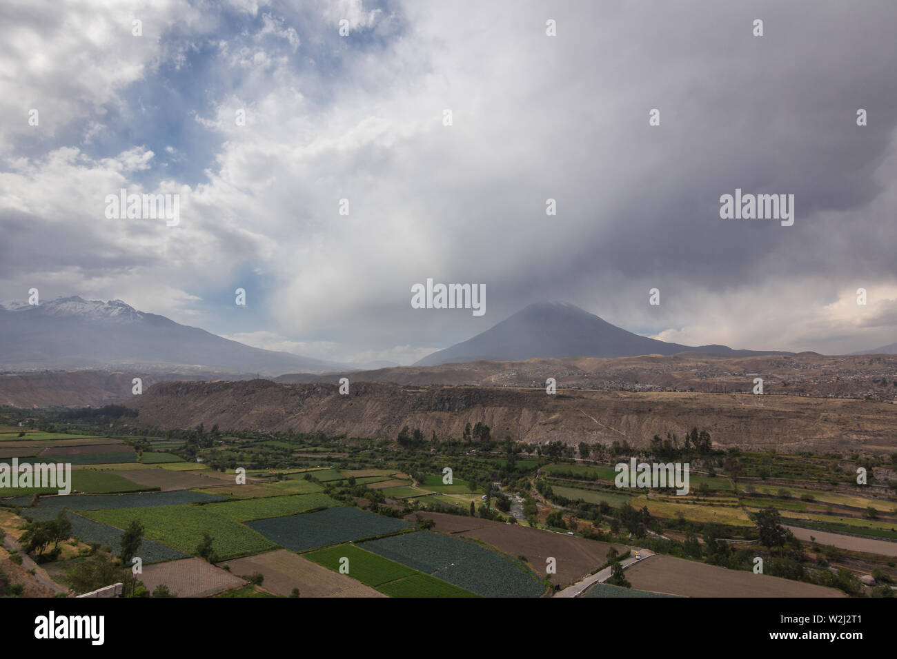 View of the Misti volcano in Arequipa Stock Photo - Alamy