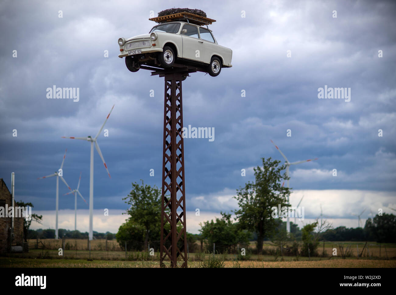 Trabant cardboard hi-res stock photography and images - Alamy