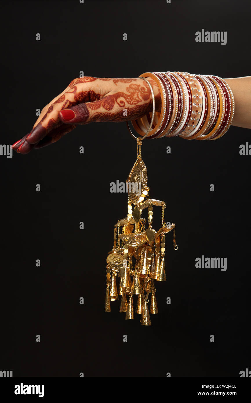 Indian womans hand hi-res stock photography and images - Alamy