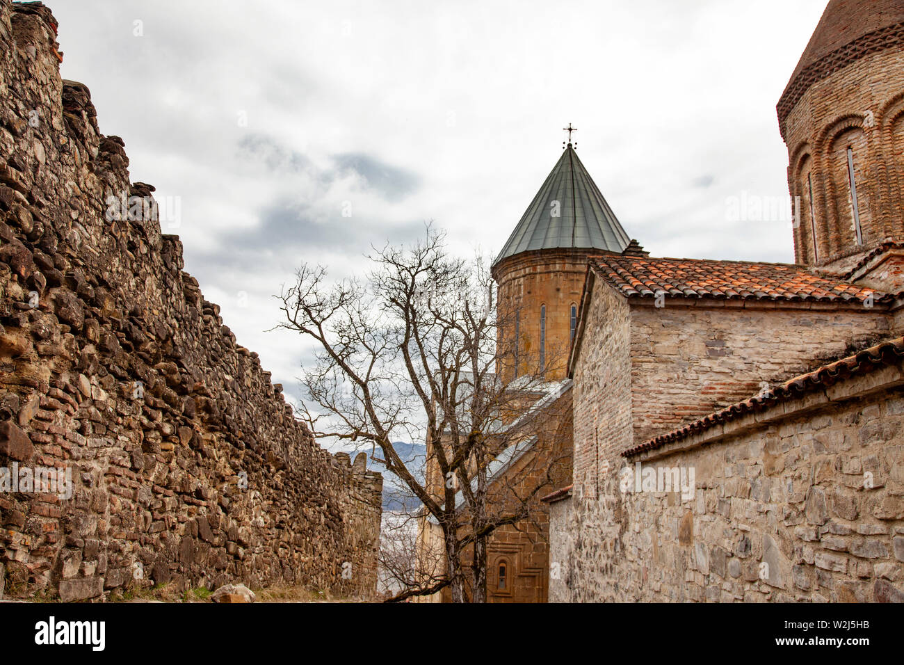 Beautiful mountain landscape turquoise water hi-res stock photography ...