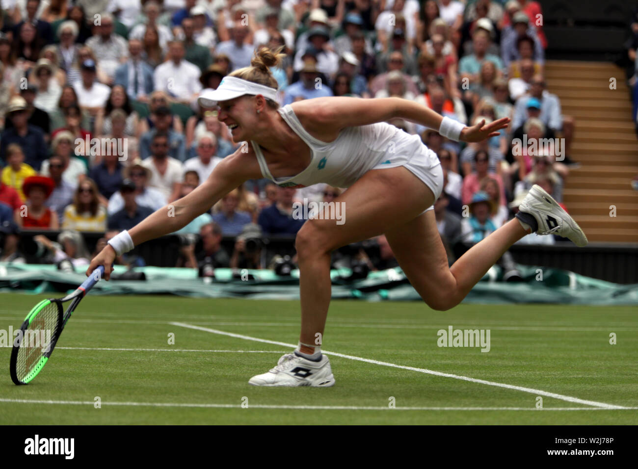 Alison riske serve hi-res stock photography and images - Alamy