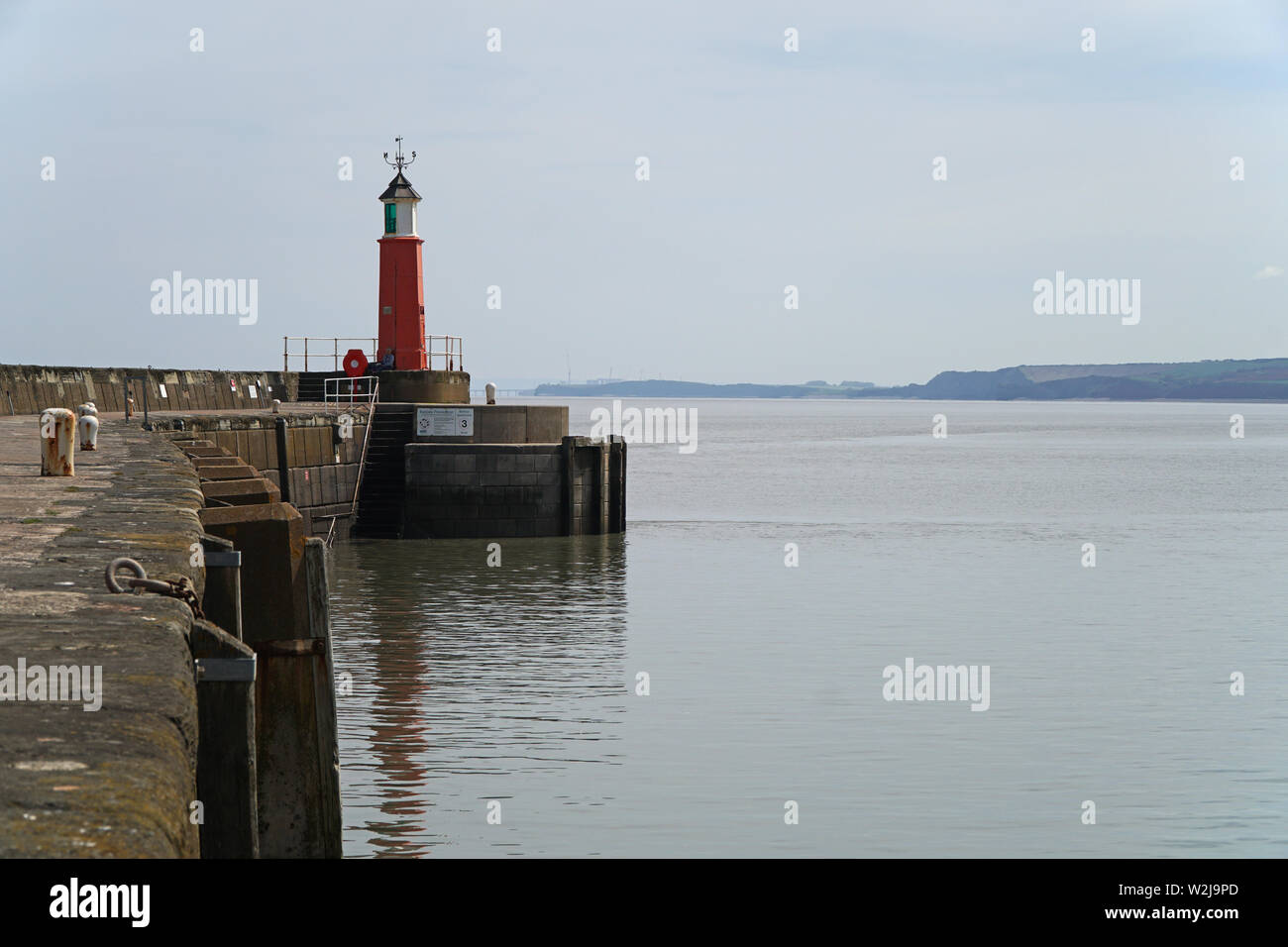 Watchet lighthouse hi-res stock photography and images - Alamy