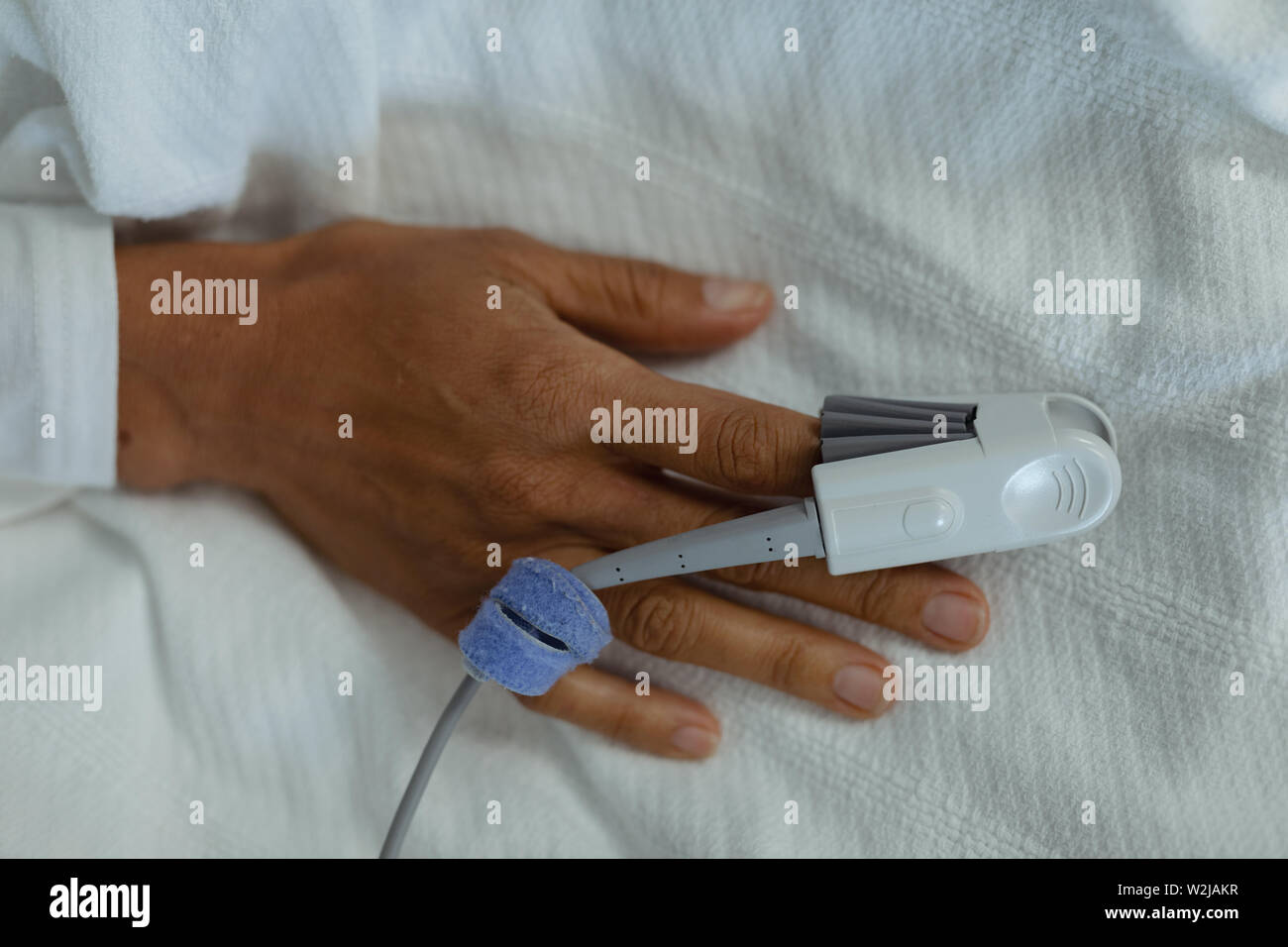 Pulse oximetry hi-res stock photography and images - Alamy