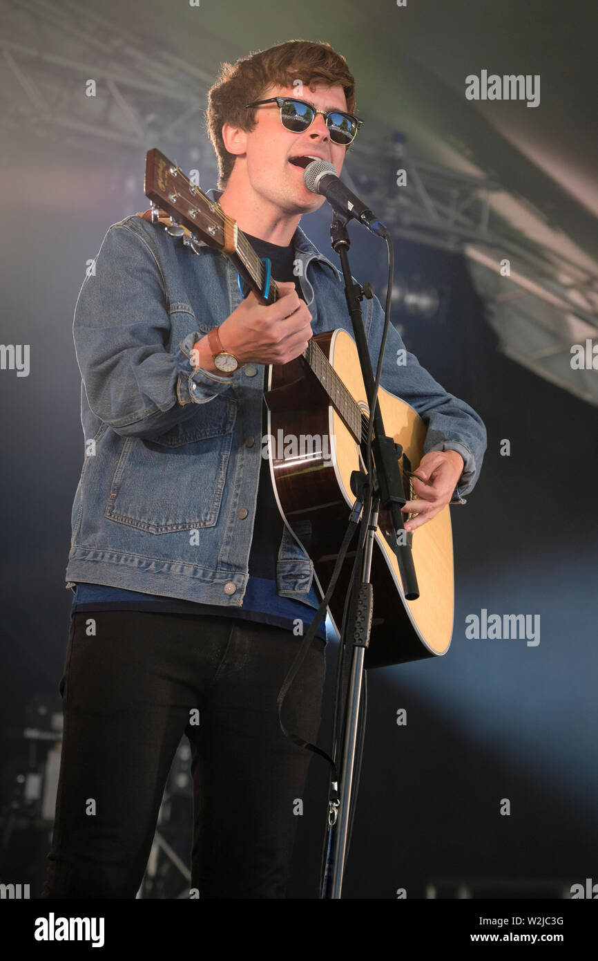 Tom speight singer hi-res stock photography and images - Alamy