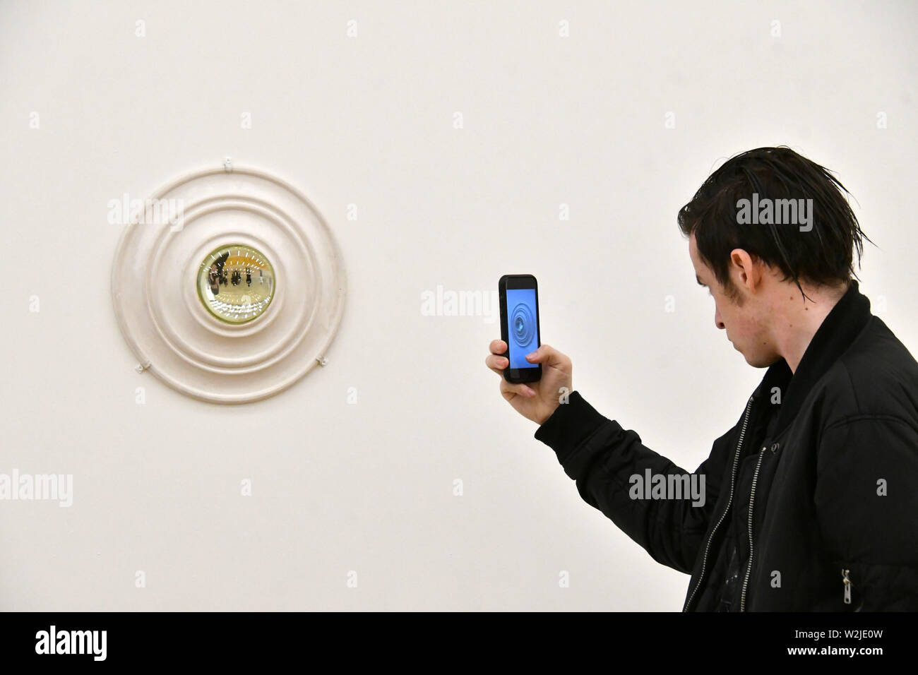 Tate Modern, London, UK. 9th July 2019. Olafur Eliasson, Untitled 1993 ...