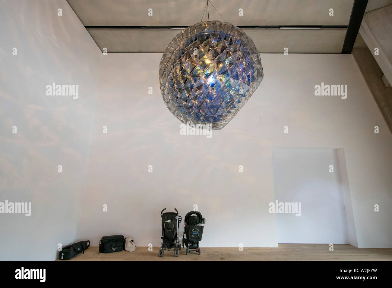 Cold wind sphere hi-res stock photography and images - Alamy