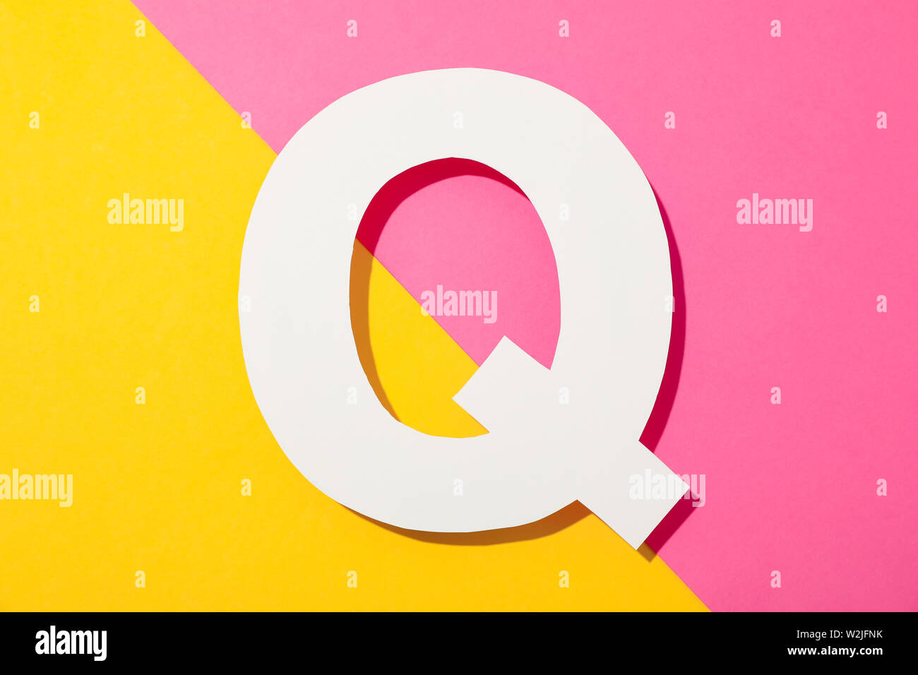 Letter q icon hi-res stock photography and images - Alamy