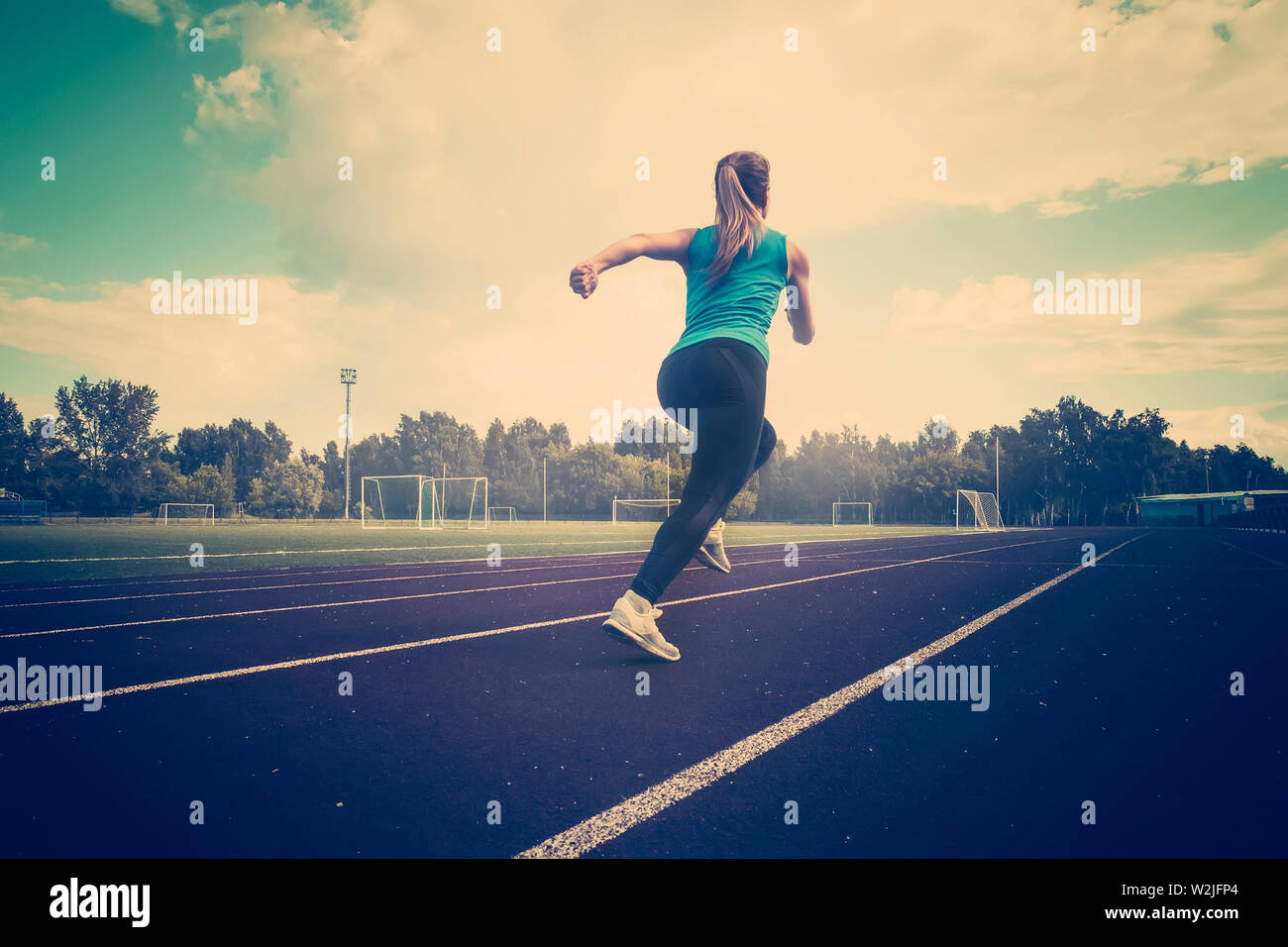 Japanese female athlete hi-res stock photography and images - Alamy
