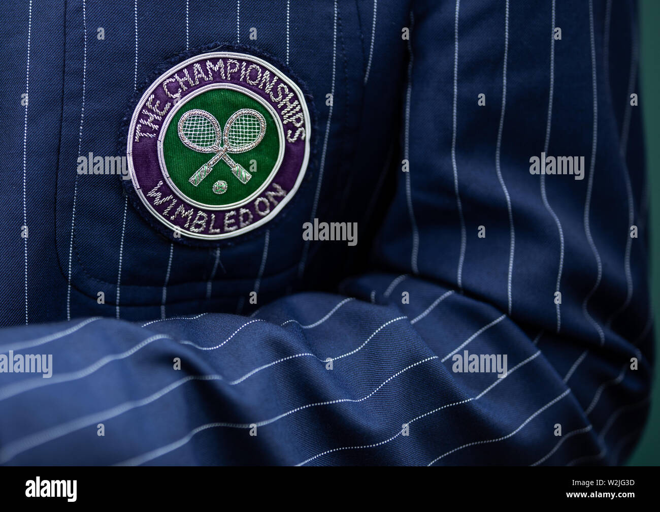 Official line judge hi-res stock photography and images - Alamy