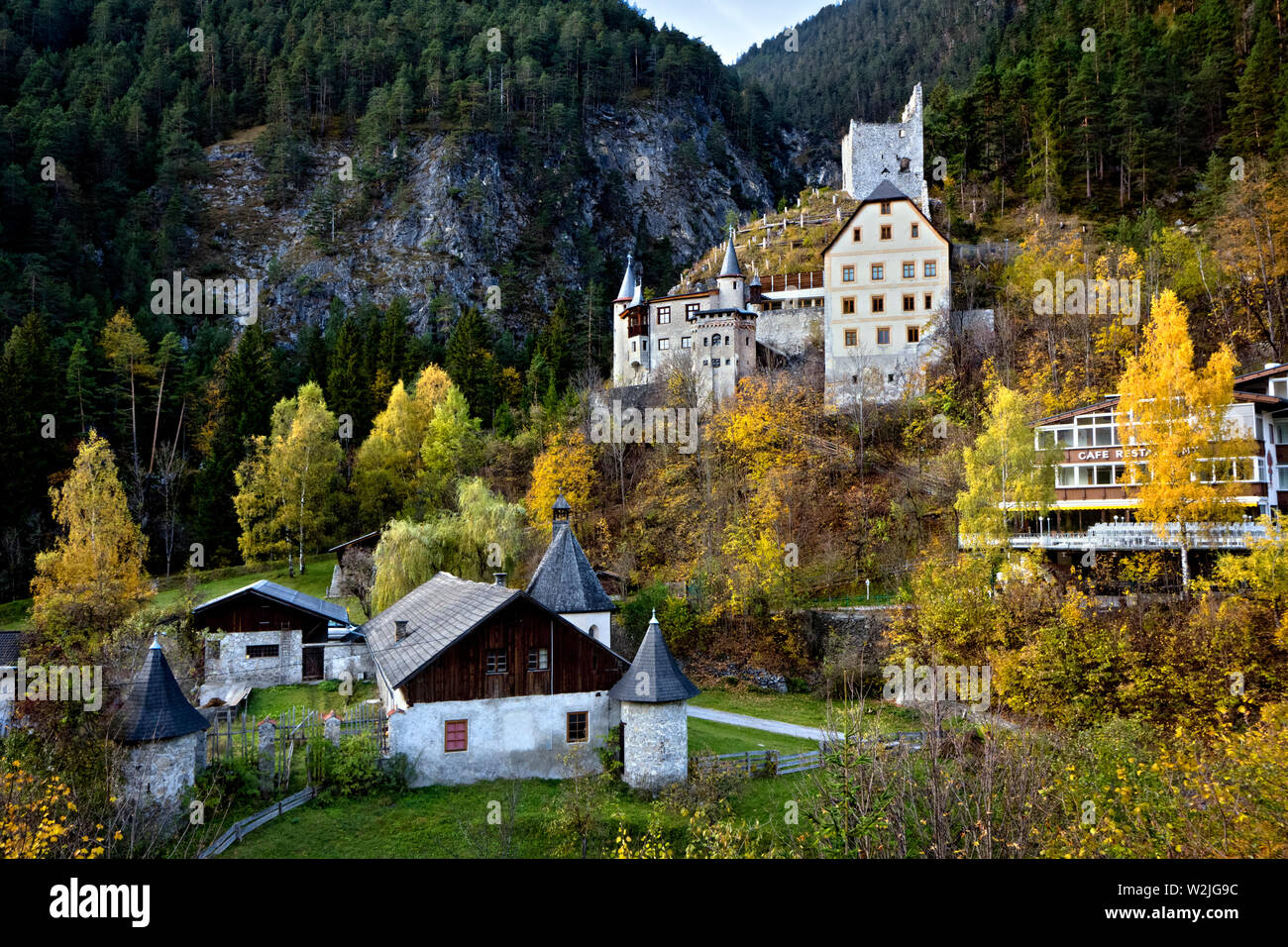 Tirol austriaco hi-res stock photography and images - Alamy
