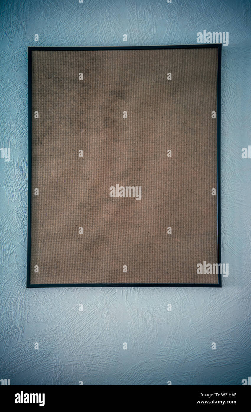 Empty picture frame hi-res stock photography and images - Alamy