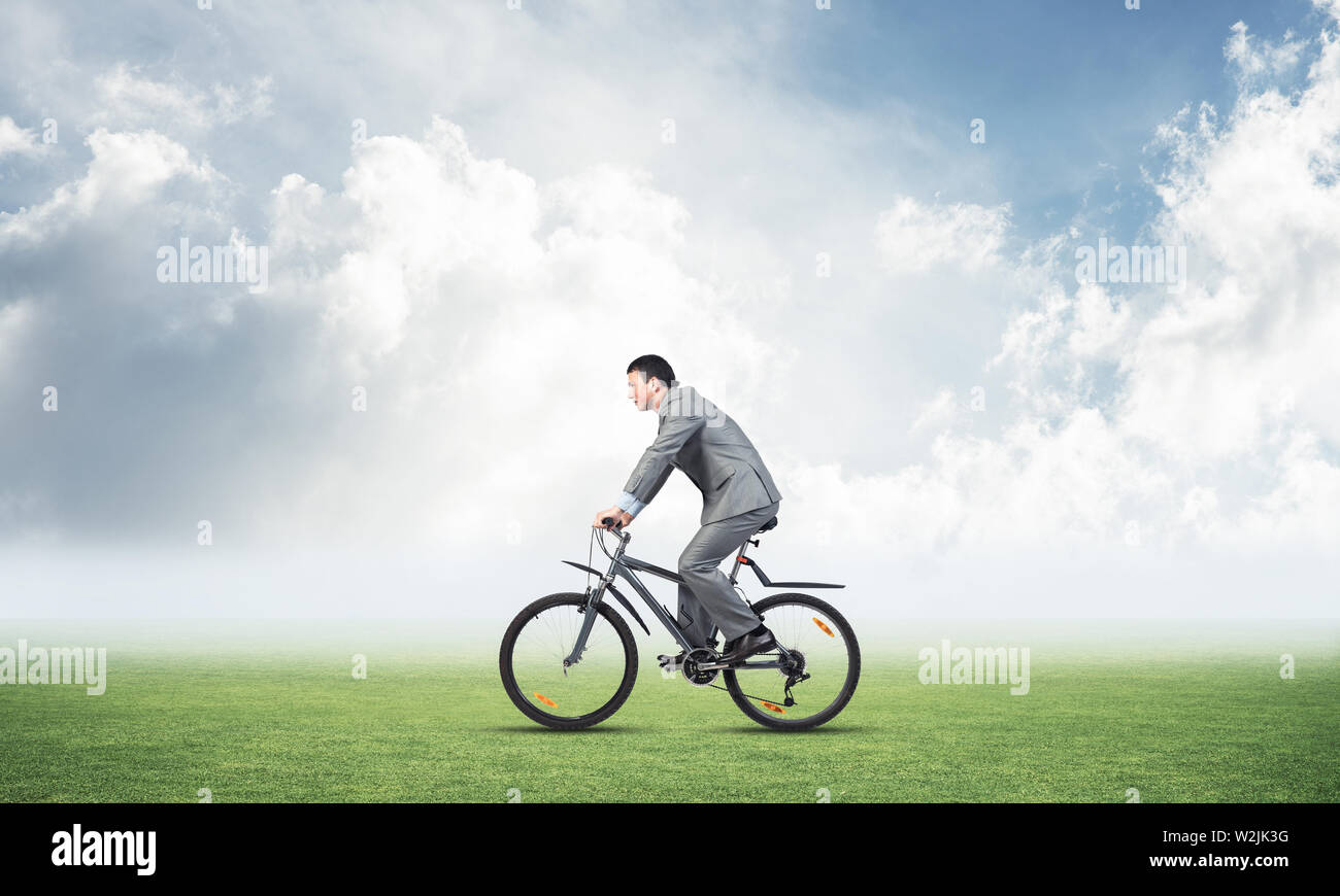Work commute grey hi-res stock photography and images - Alamy