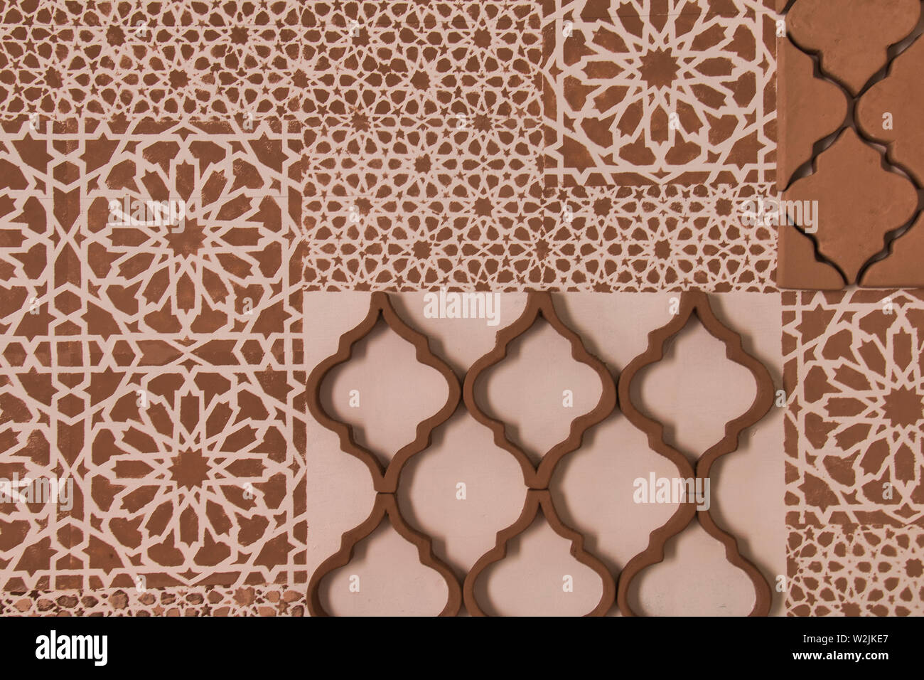 Background with geometric figures in Arabic style Stock Photo - Alamy