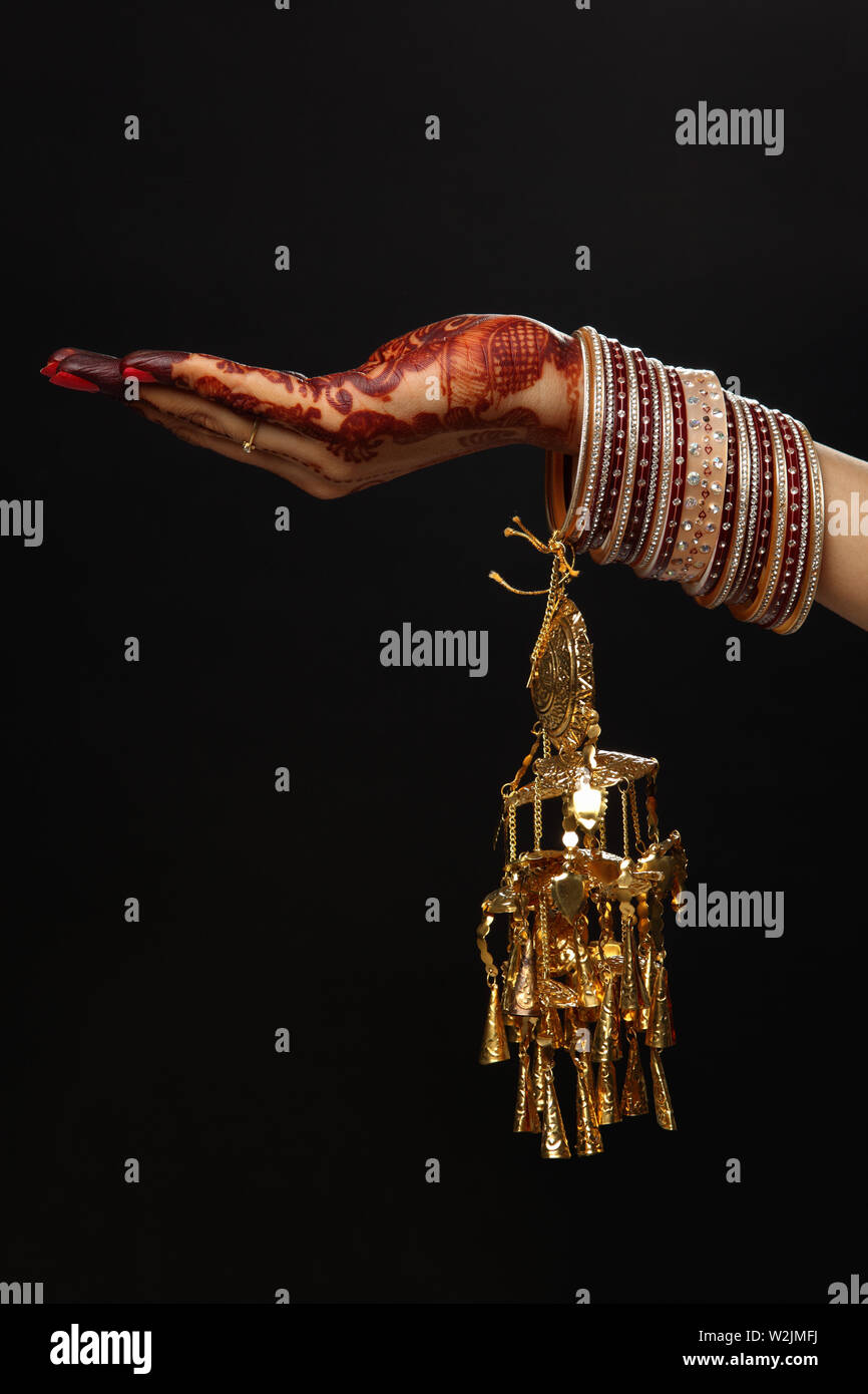 Indian womans hand hi-res stock photography and images - Alamy