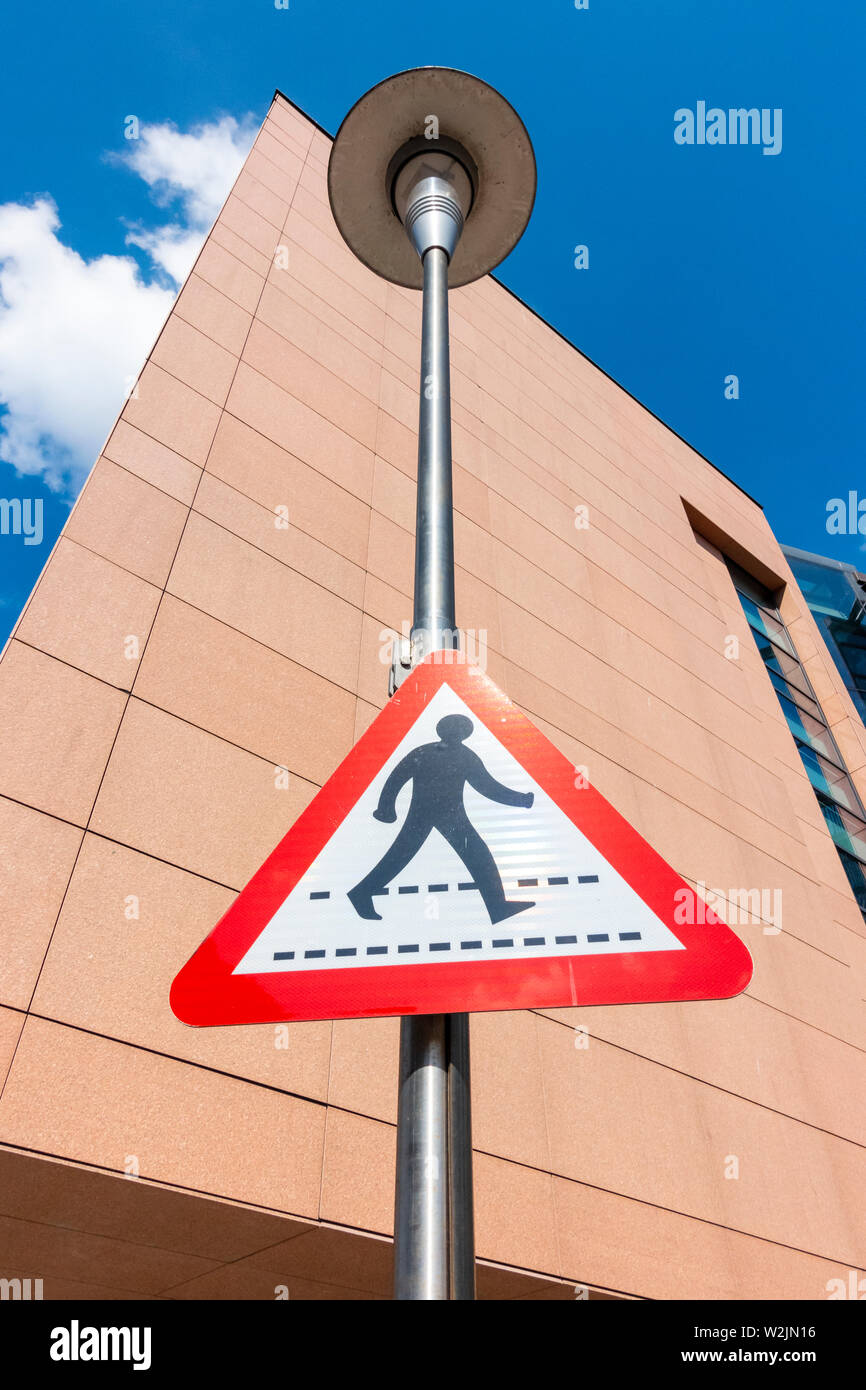 Modern street lamp post uk hi-res stock photography and images - Alamy