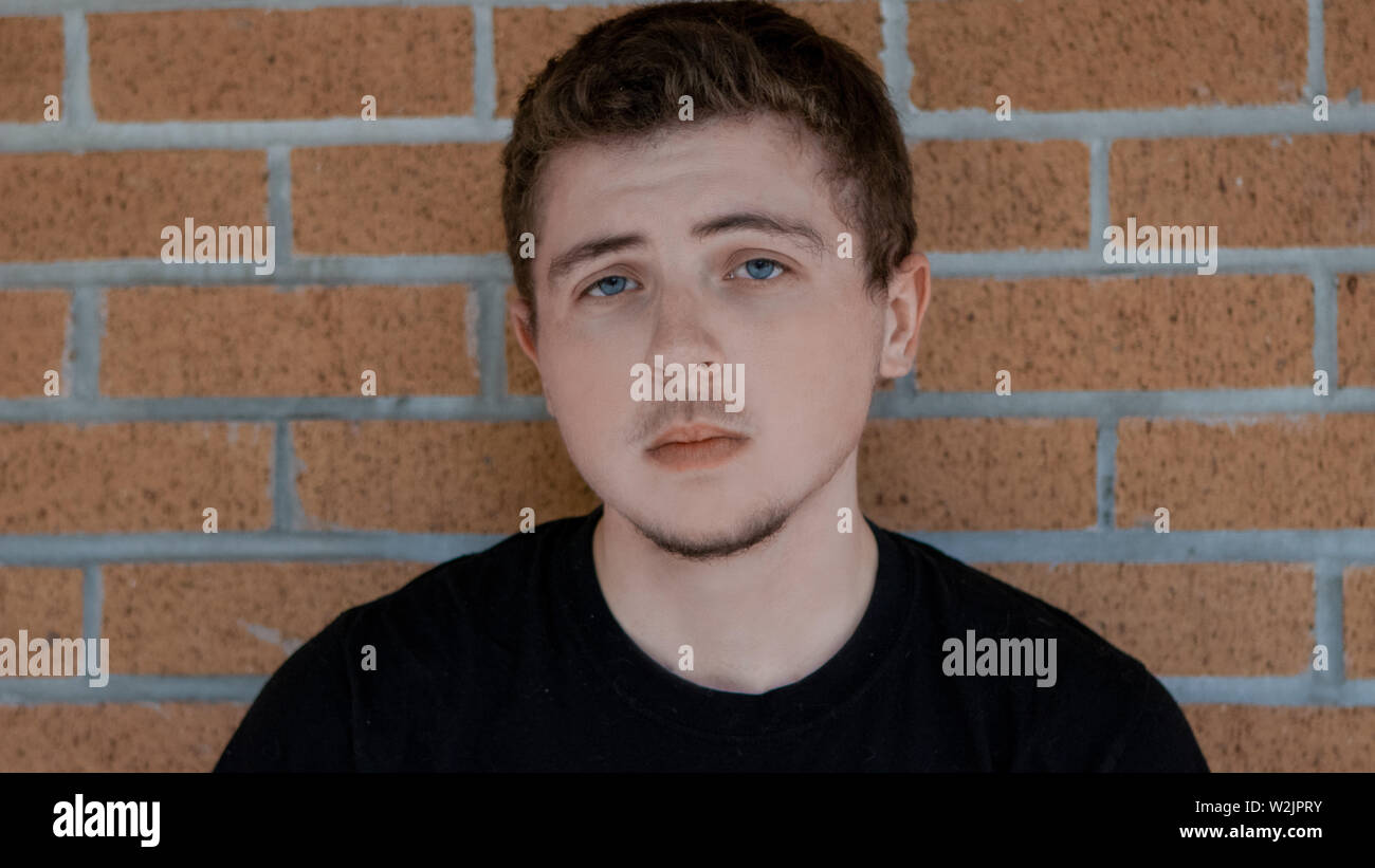 Normal looking male model hi-res stock photography and images - Alamy