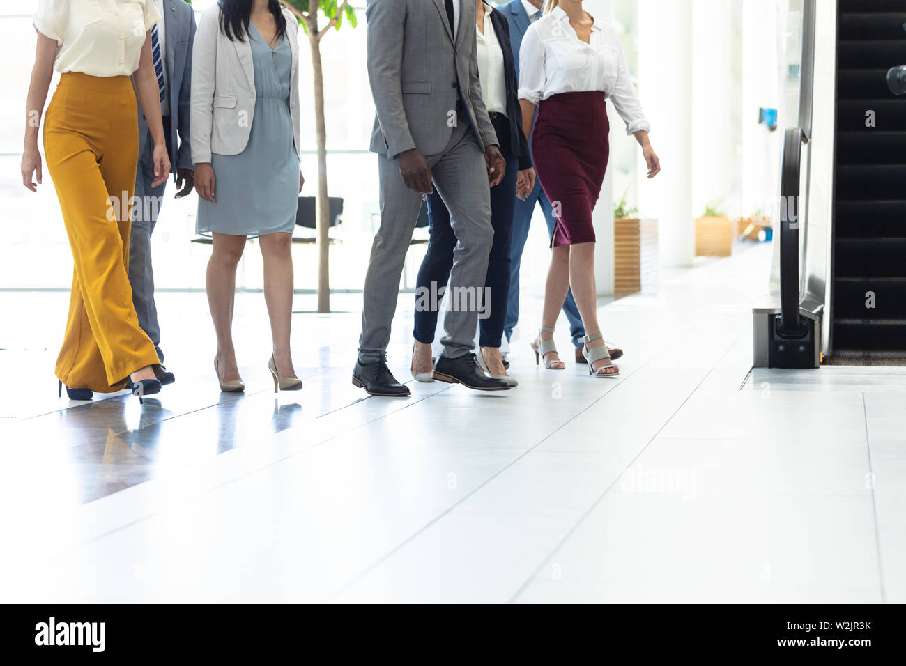 Walking in same direction hi-res stock photography and images - Alamy
