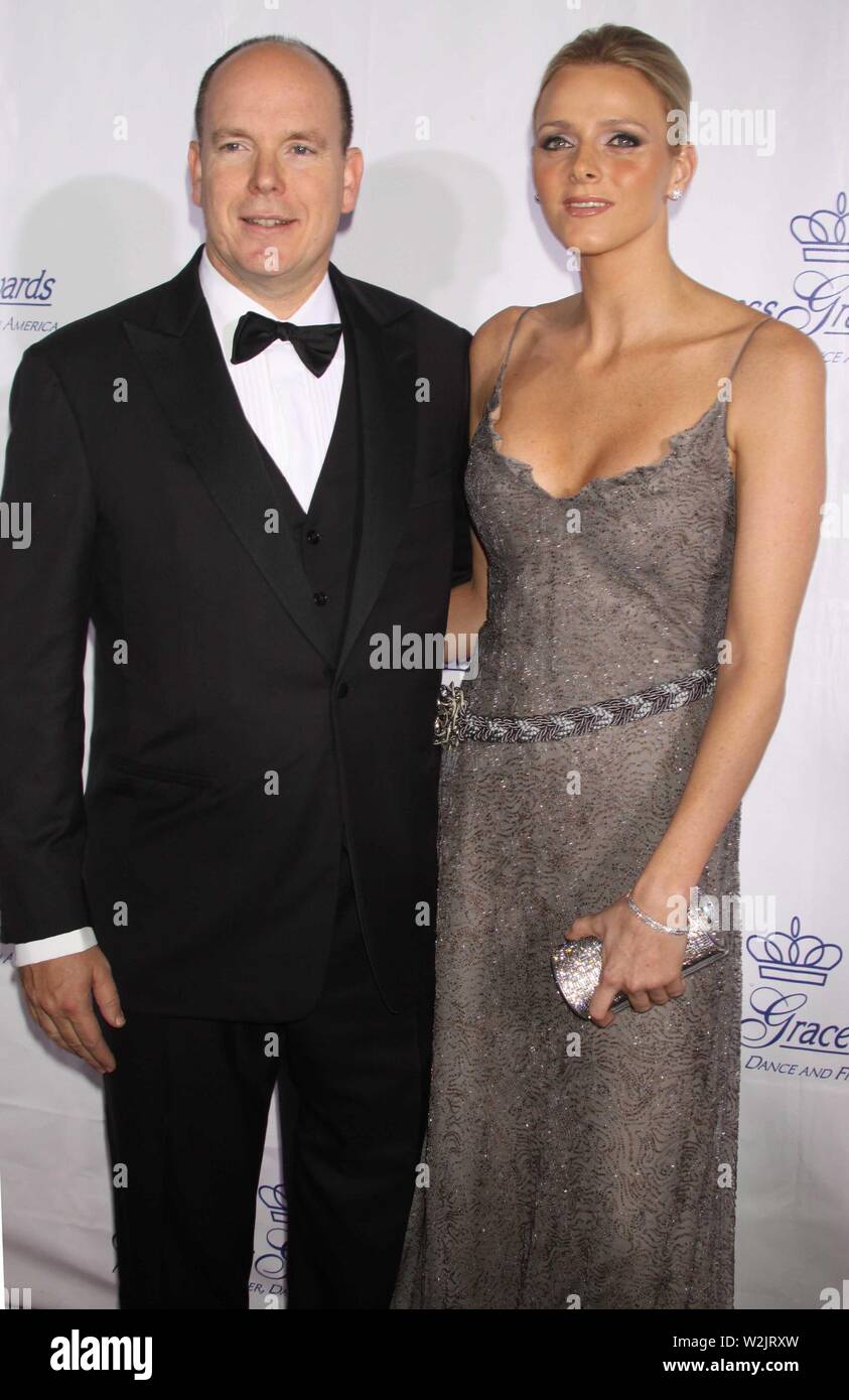 Prince Albert II of Monaco & Charlene Wittstock 2009 Photo By John ...