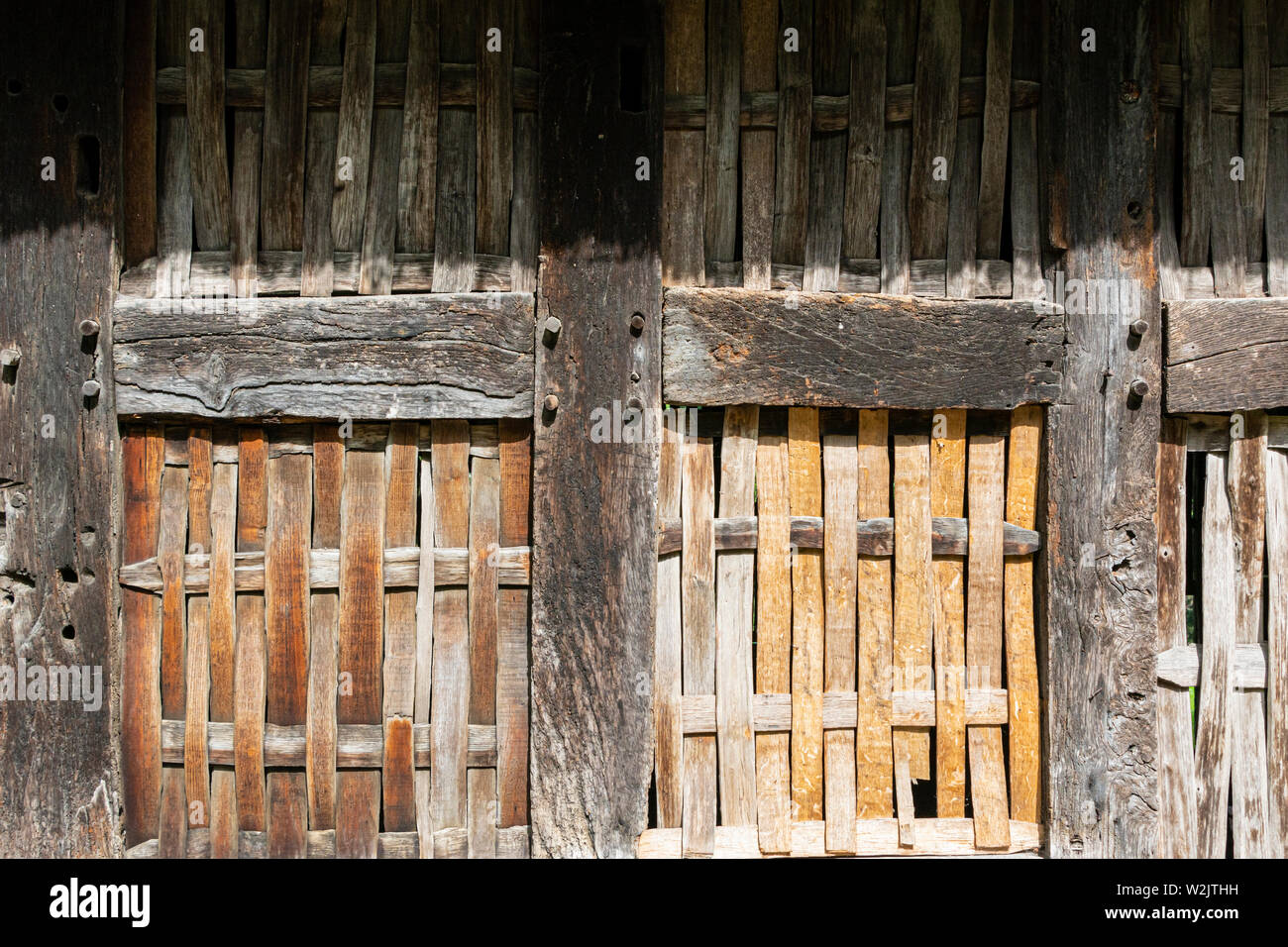 Wattle wall hi-res stock photography and images - Alamy