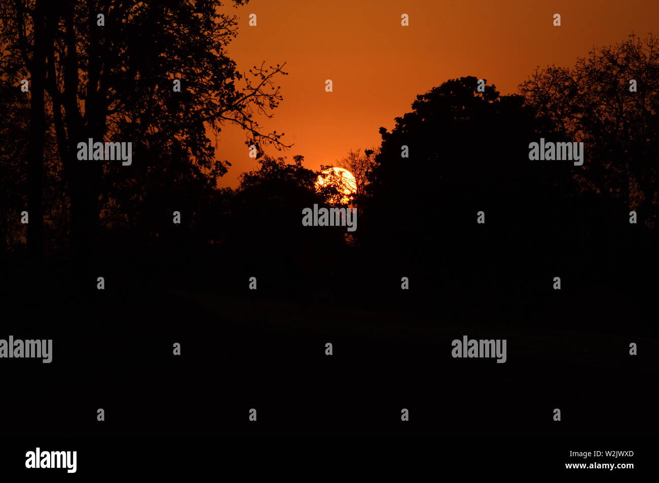 Glorious sun set hi-res stock photography and images - Alamy