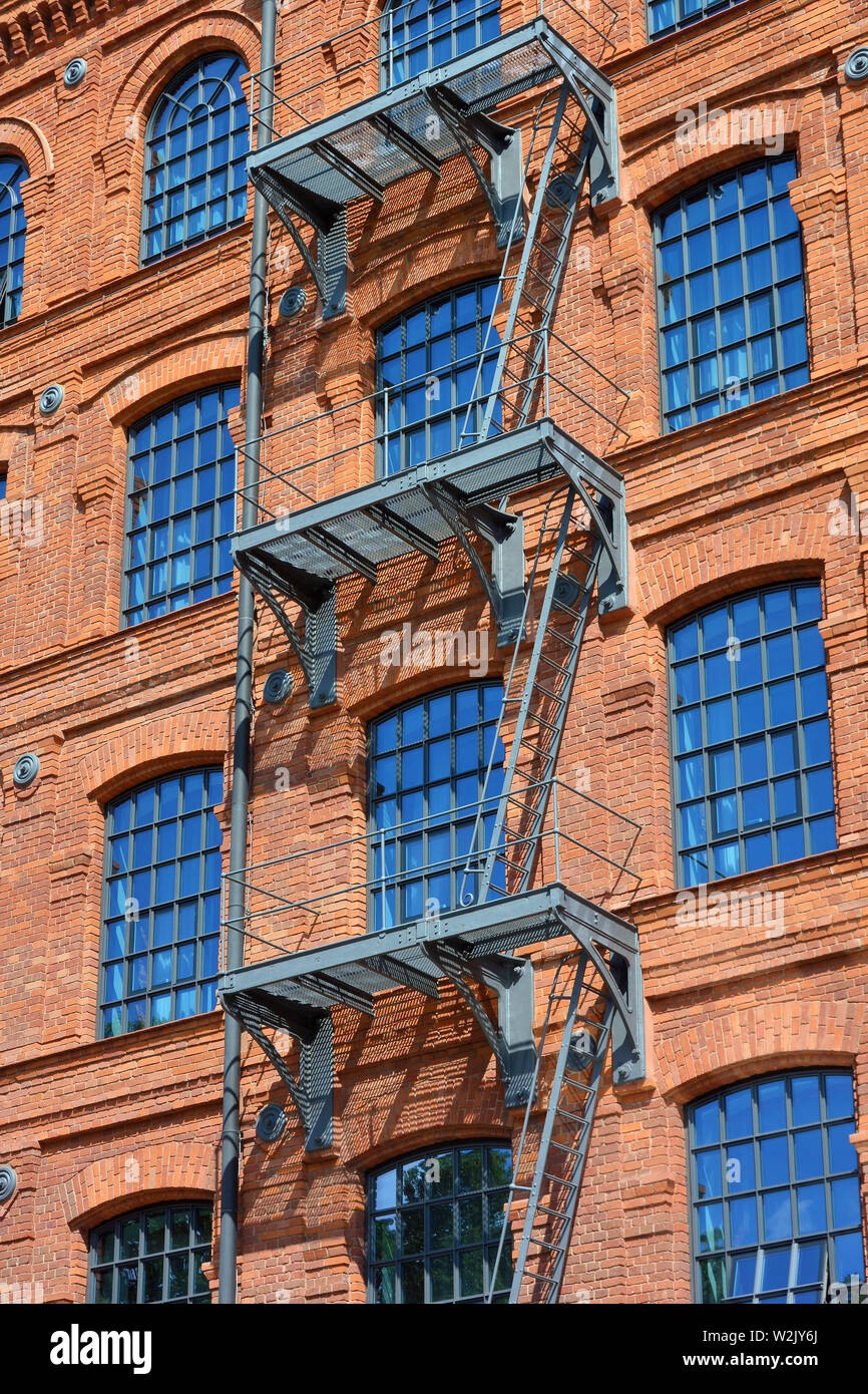Manufaktura, shopping and entertainment centre (historic textile ...