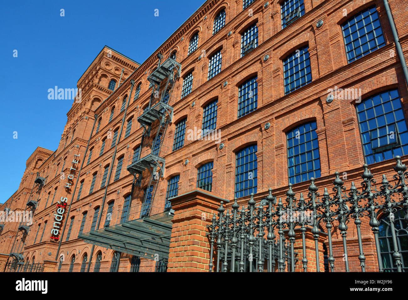 Manufaktura, shopping and entertainment centre (historic textile ...