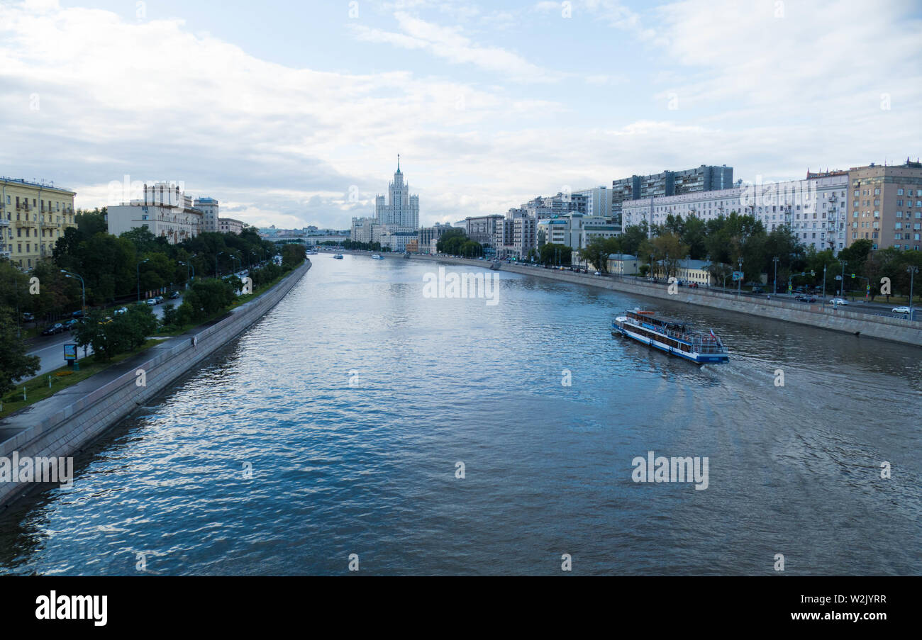 Moscow river hi-res stock photography and images - Alamy