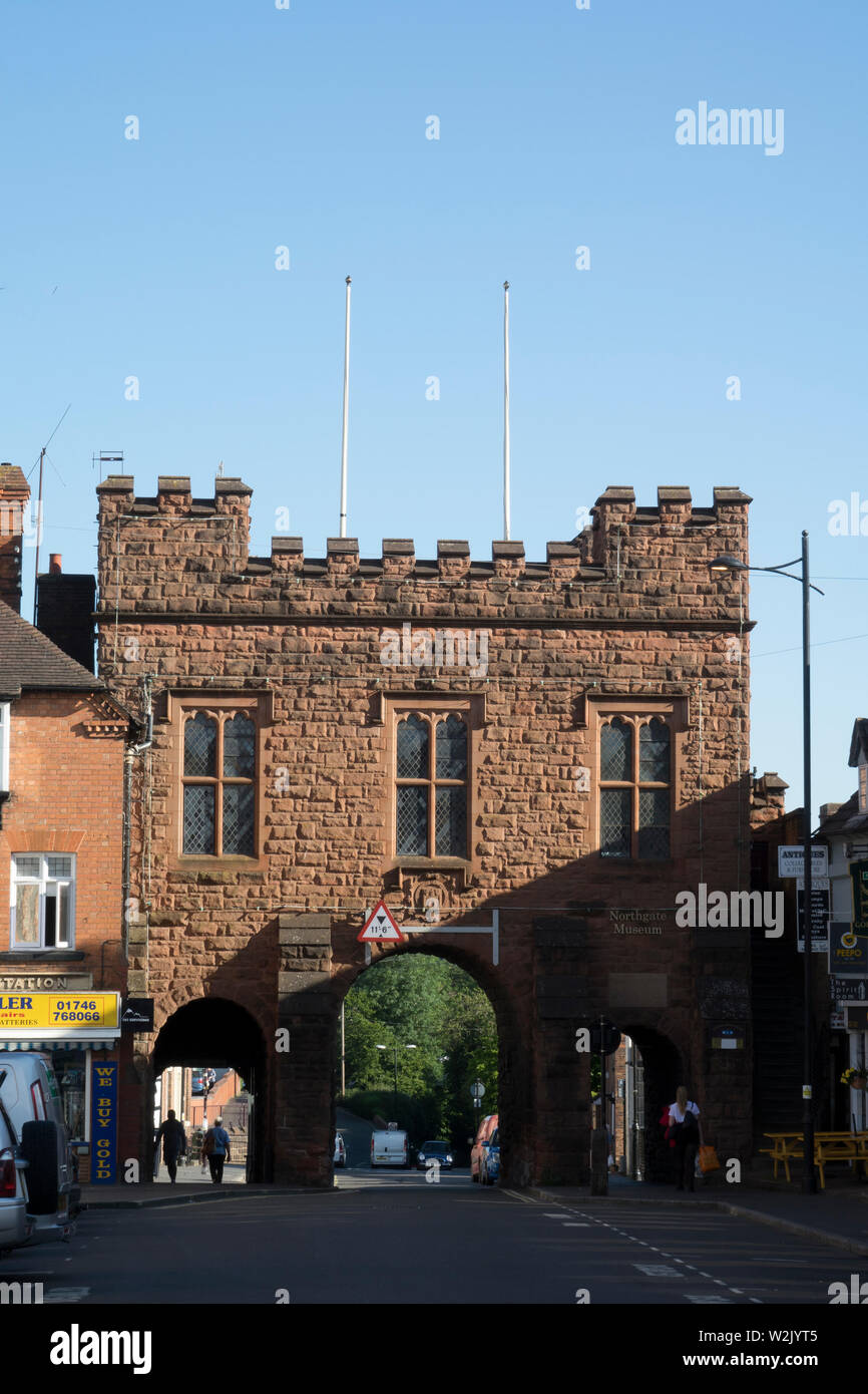 North gate bridgnorth hi-res stock photography and images - Alamy