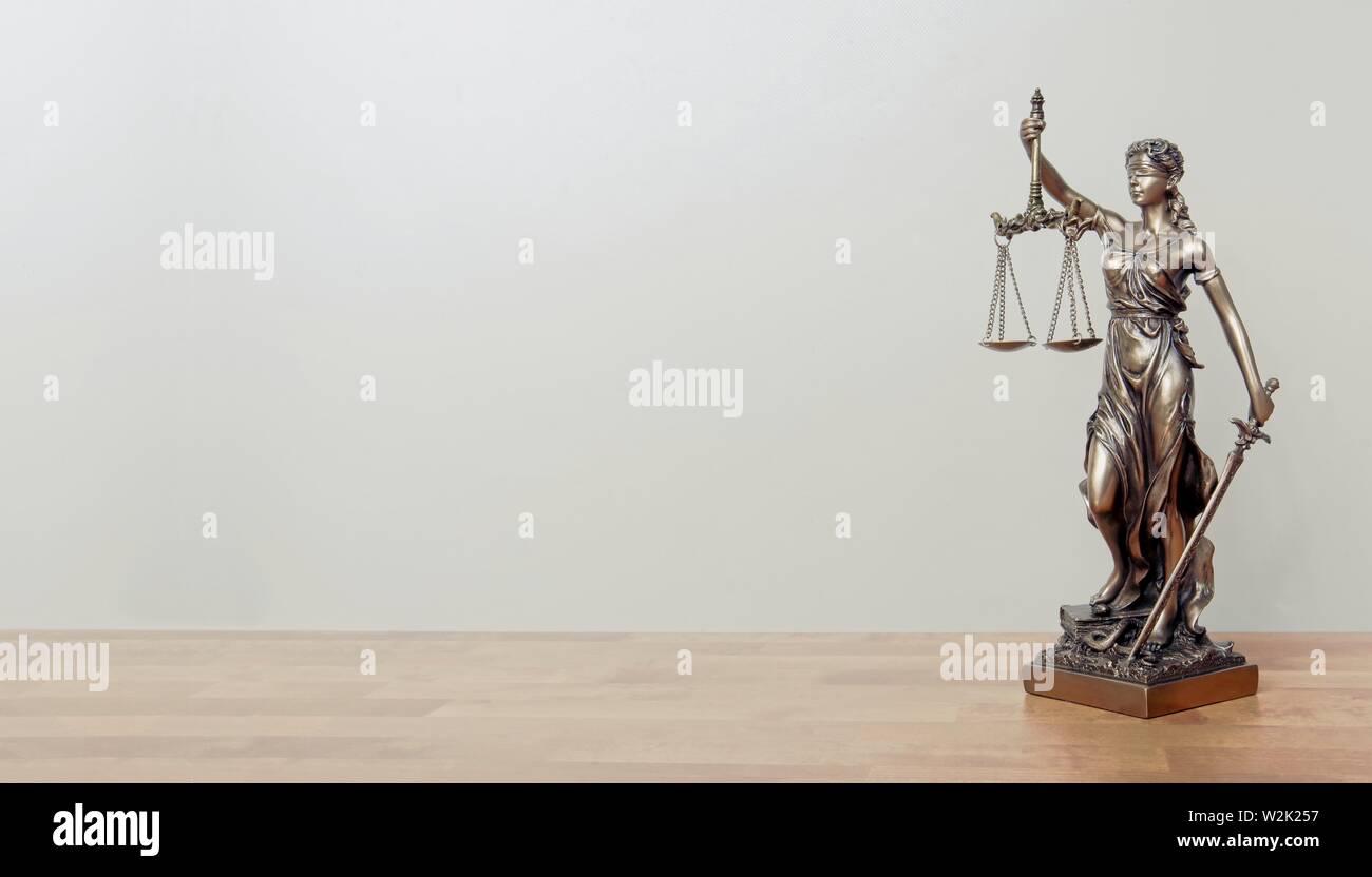 Lady justice statue law table hi-res stock photography and images - Alamy