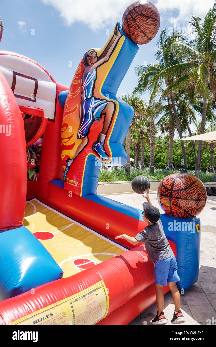 Shooting Hoop High Resolution Stock Photography and Images - Alamy