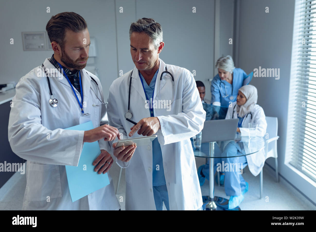 Caucasian black men doctors hi-res stock photography and images - Alamy