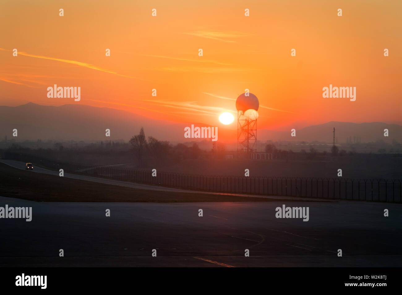 Cockpit airplane morning sun hi-res stock photography and images - Alamy