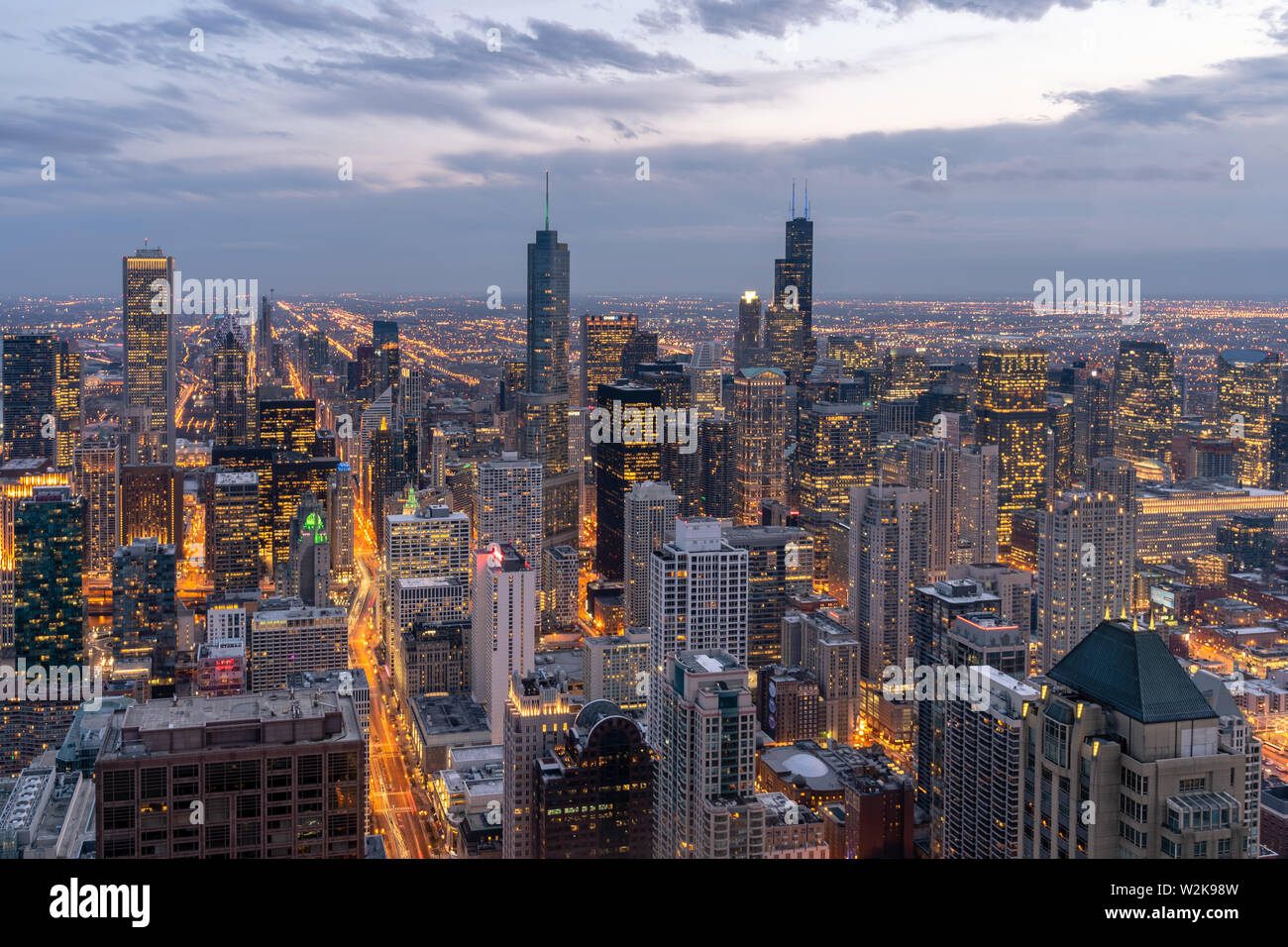 Aerial View of the Chicago Skyline at Sunset Stock Photo - Alamy