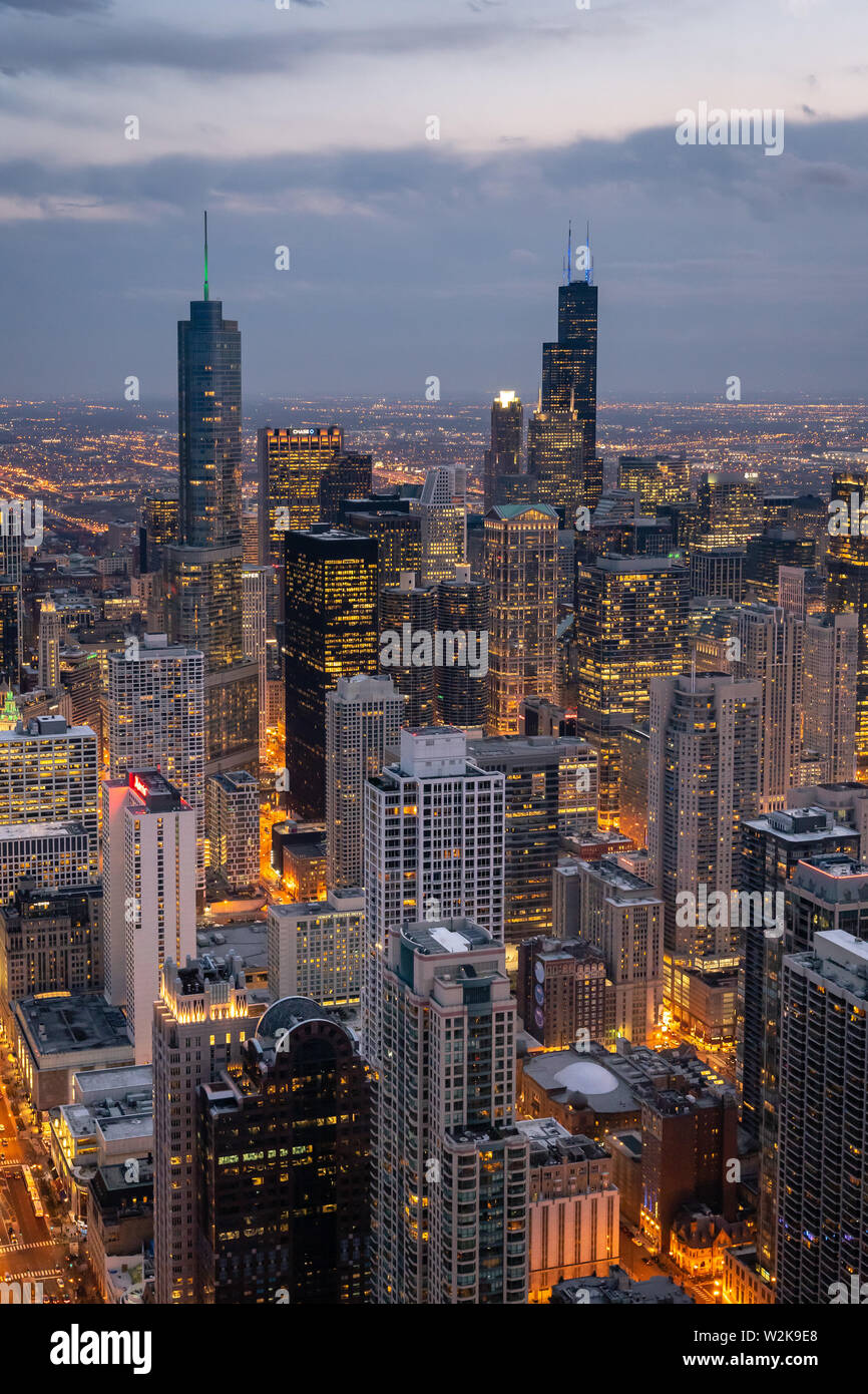 Aerial View of the Chicago Skyline at Sunset Stock Photo - Alamy