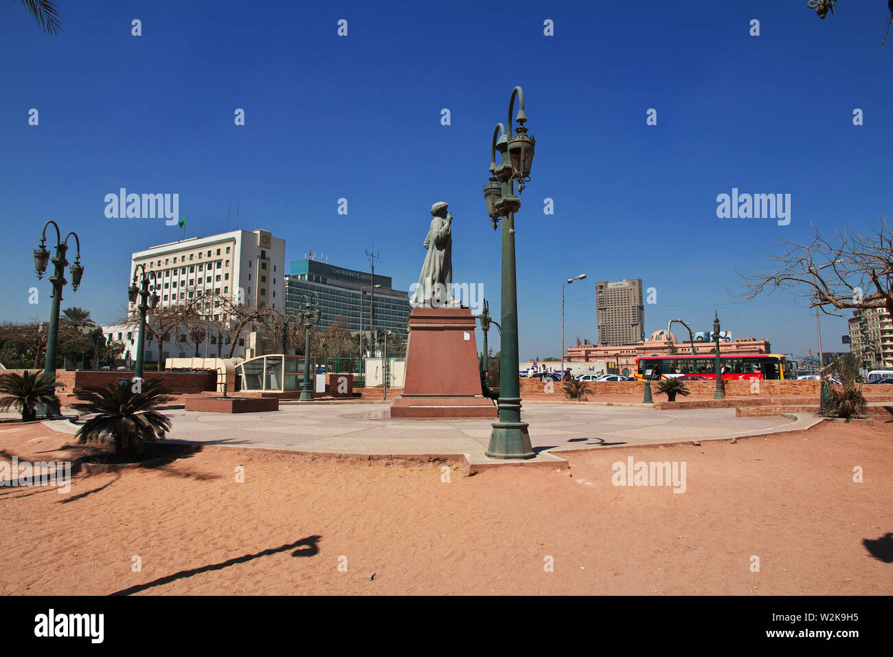 Cairo, Egypt - 05 Mar 2017. Tahrir square in Cairo, Egypt Stock Photo ...