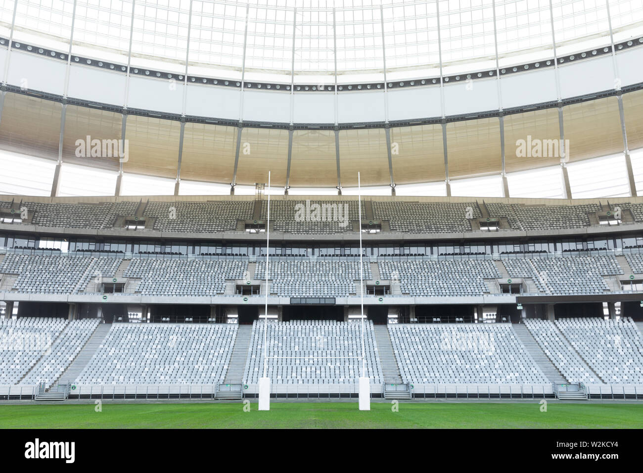 Rugby goal post hi-res stock photography and images - Alamy