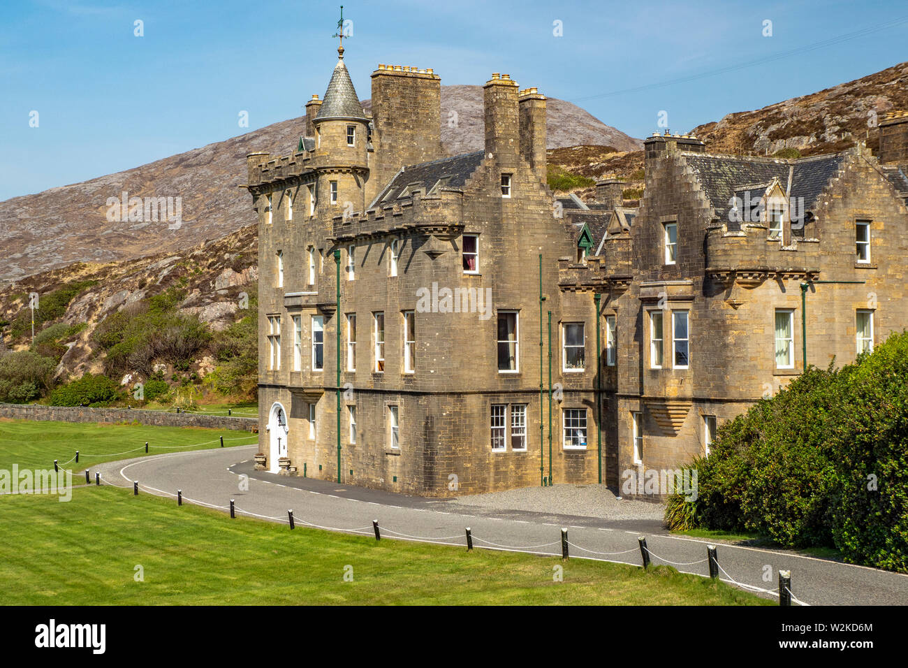 Amhuinnsuidhe Castle, North Harris, Hebrides, Scotland, UK Stock Photo ...