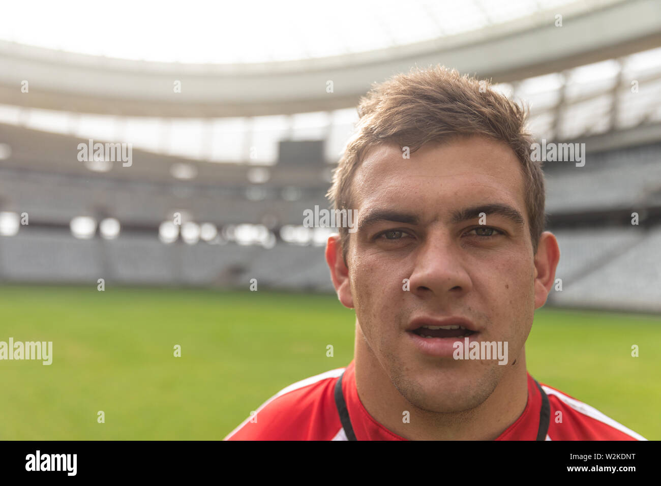 Camera at the stadium hi-res stock photography and images - Alamy