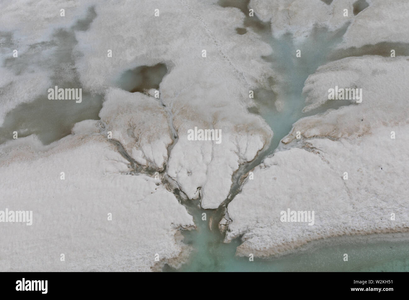 Melting ice lake texture hi-res stock photography and images - Alamy