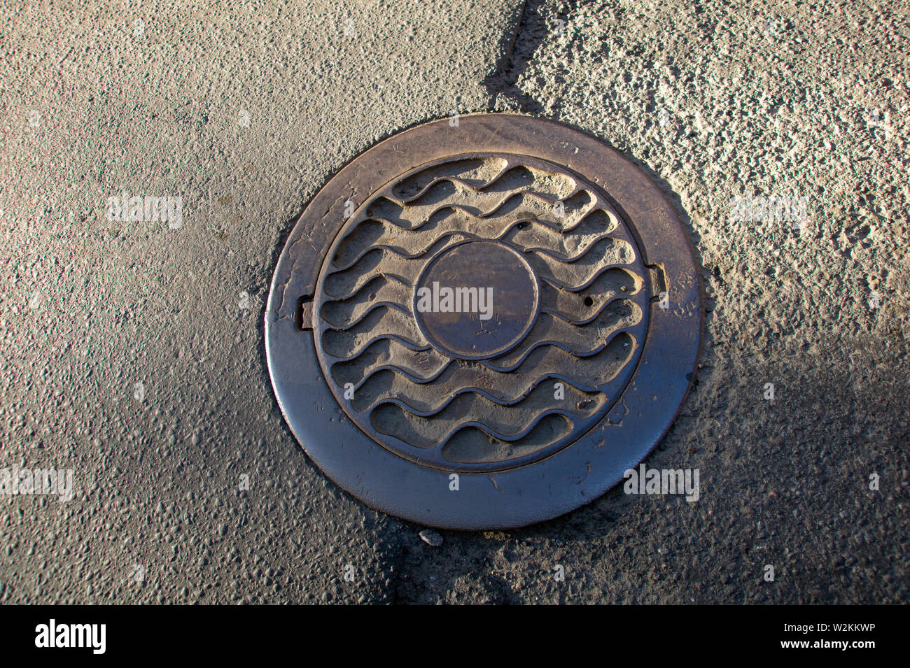 Open manhole on road hi-res stock photography and images - Alamy