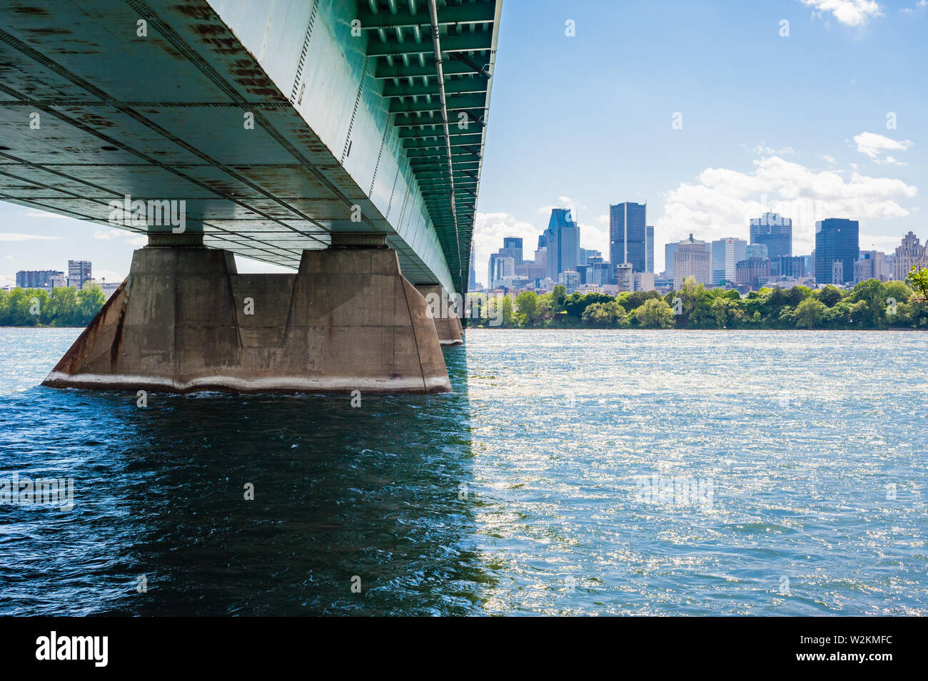 MONTREAL, CANADA - JUNE 15, 2018: The Concordia Bridge links the ...