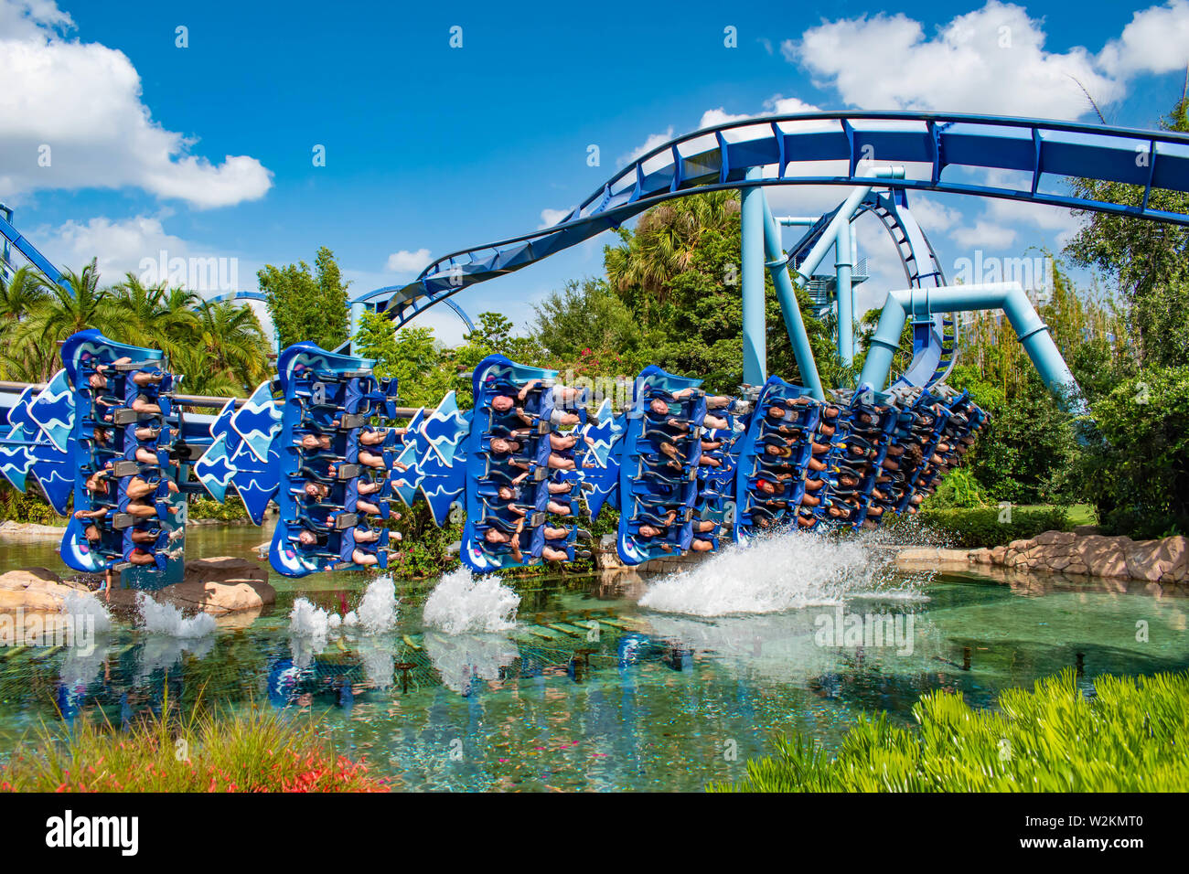 Orlando Florida June 25 2019 People Enjoying Amazing Manta Ray Orlando Florida June 25 2019 People Enjoying Amazing Manta Ray