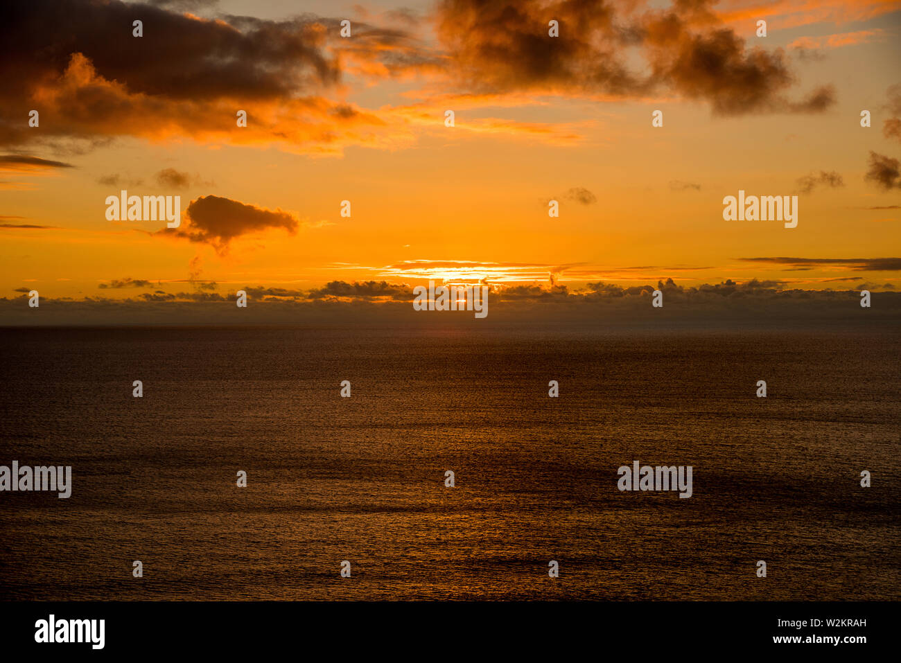 Sun colour hi-res stock photography and images - Alamy