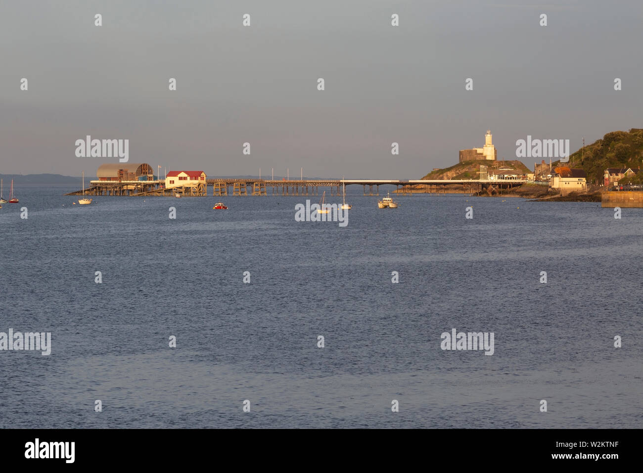 Swansea lighthouse hi-res stock photography and images - Alamy