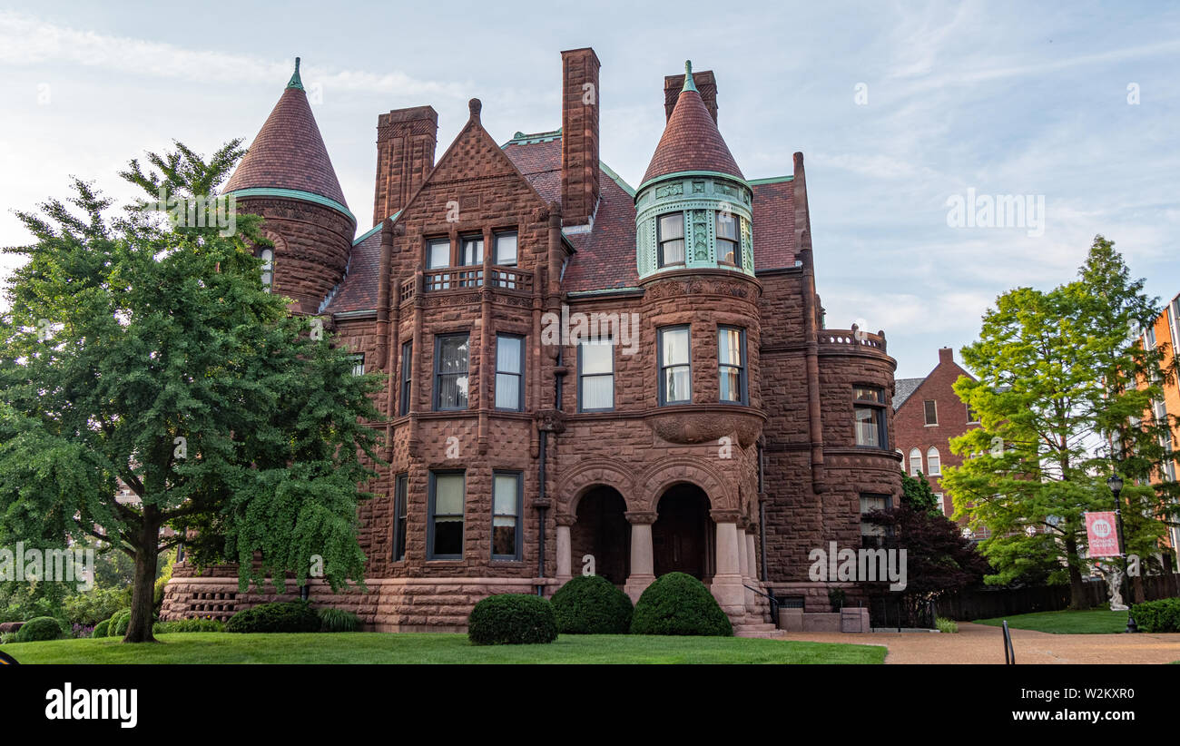 Cupples High Resolution Stock Photography and Images - Alamy