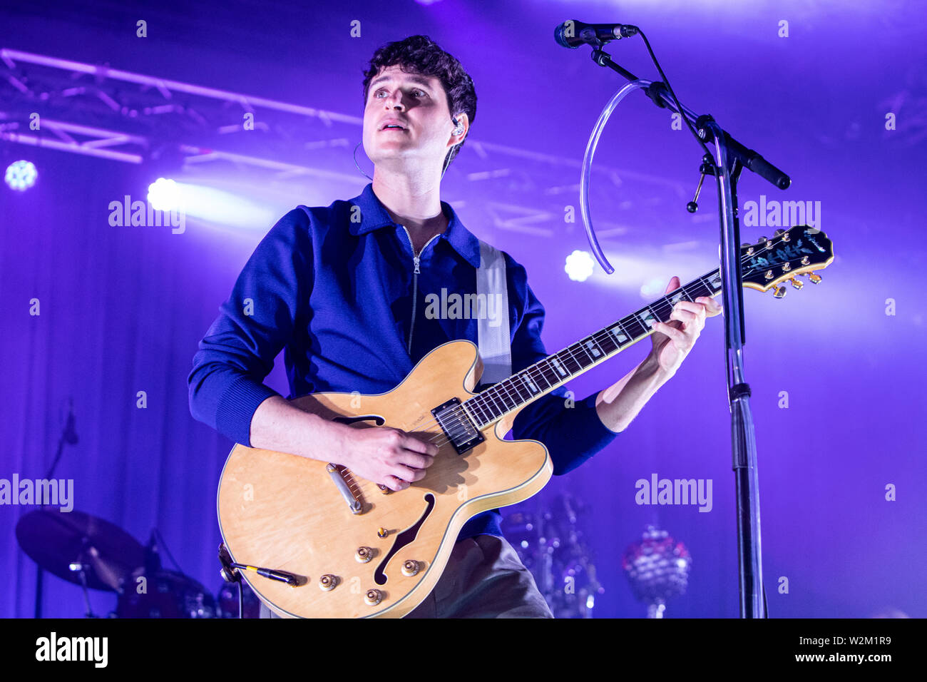 Vampire weekend album hi-res stock photography and images - Alamy
